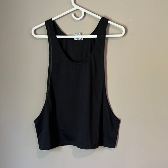 Beach By Exist | Tops | Exist Tank Top Low Cut Sides Super Cute | Poshmark